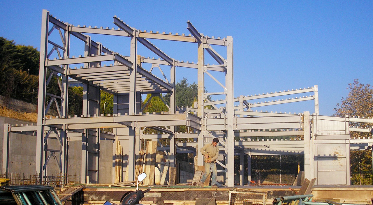 Μεταλλικές κατασκευές | Luxury Living – Build with Adel